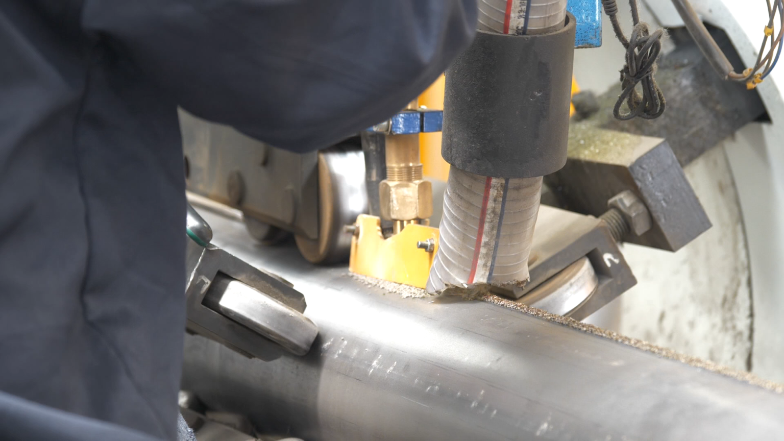 The Process of Manufacturing Light Poles: A Comprehensive Guide with ...